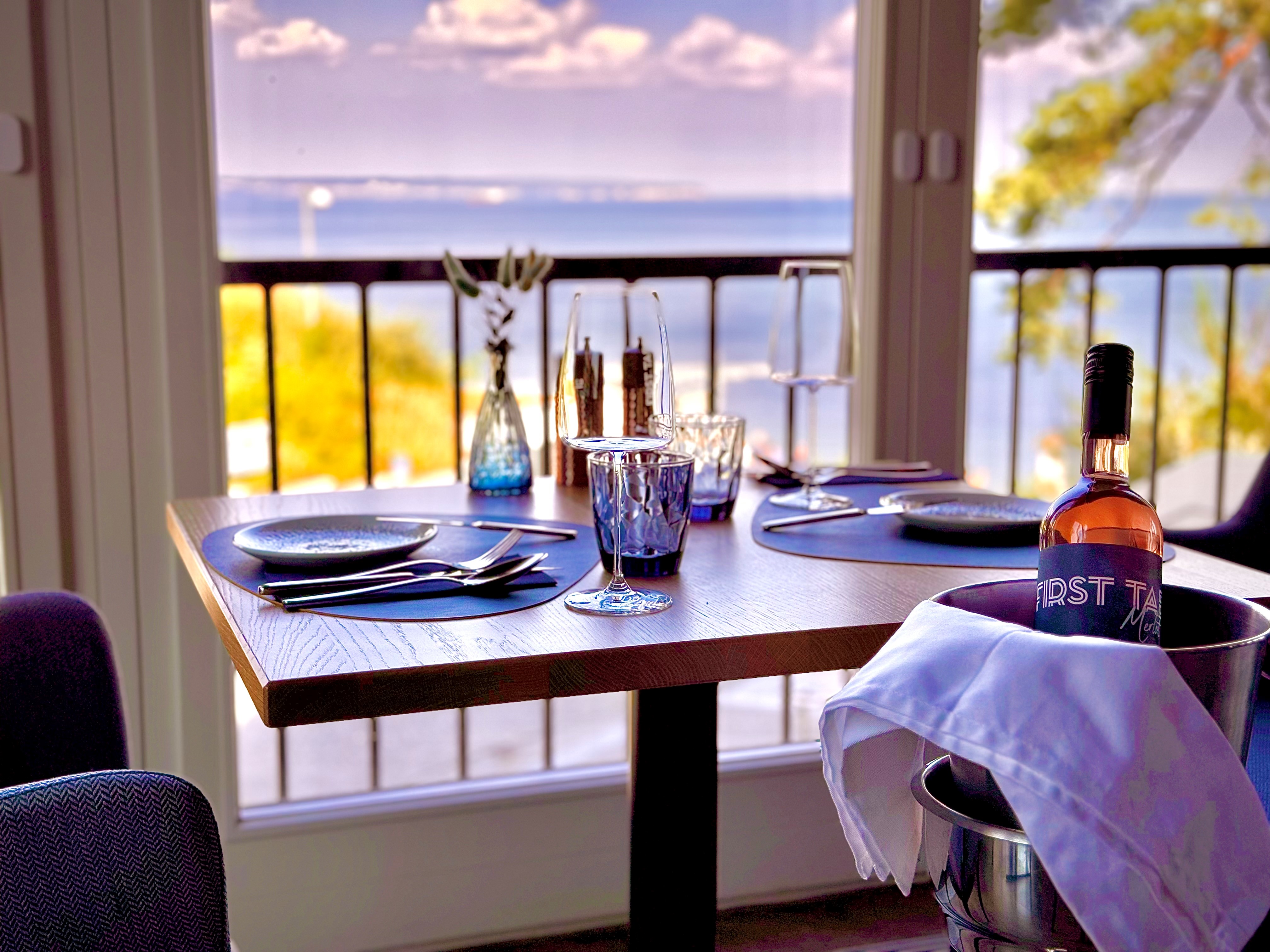 First Table Restaurant in Sellin - Reservierung